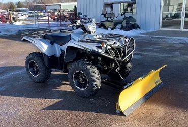 Best Snow Plow For Yamaha Grizzly 700 - Smart Vehicle Care